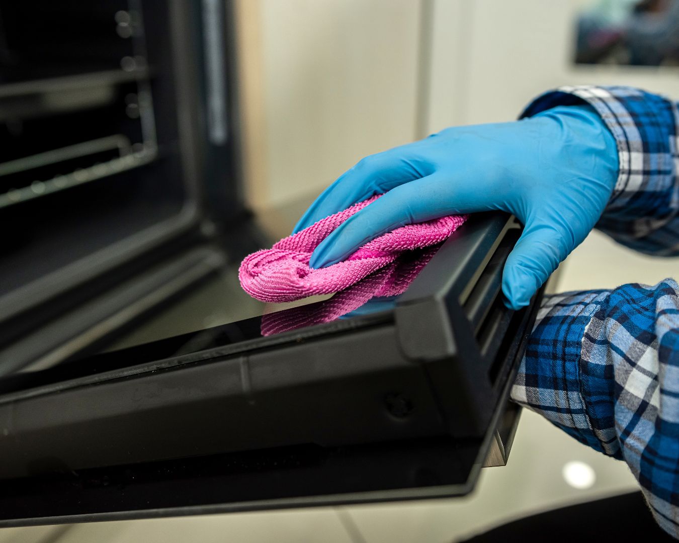 How to Clean and Maintain a Toaster Oven | Cosmo Appliances