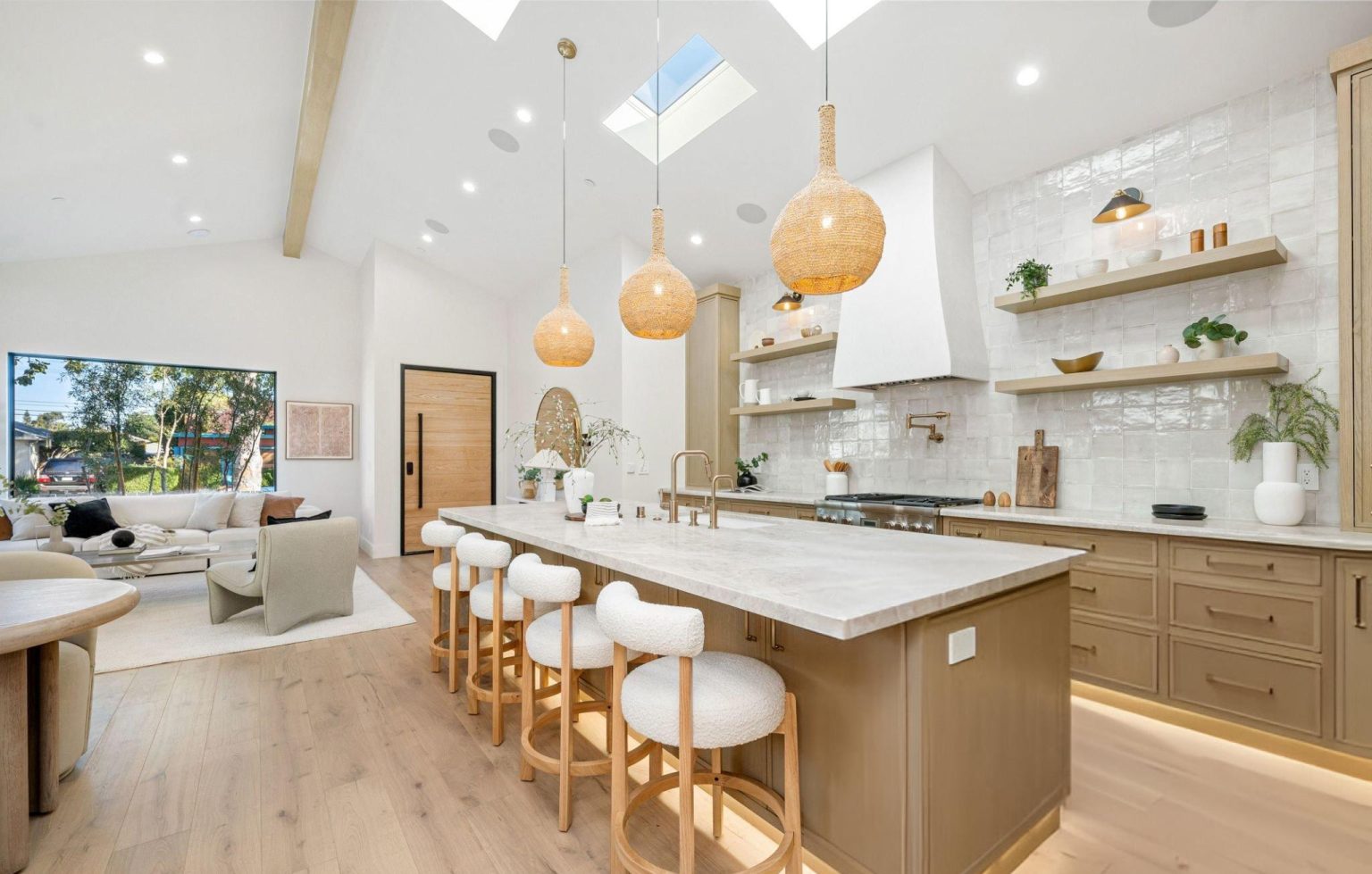 Open Concept Kitchen Layouts: Pros, Cons, and Design Tips for Modern ...